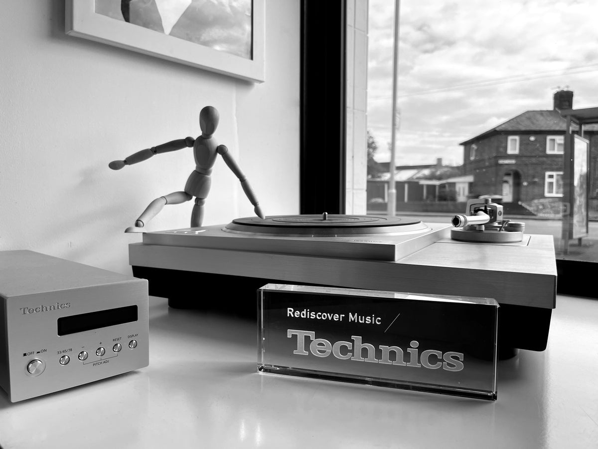In-Store Experience – Doug Brady HiFi